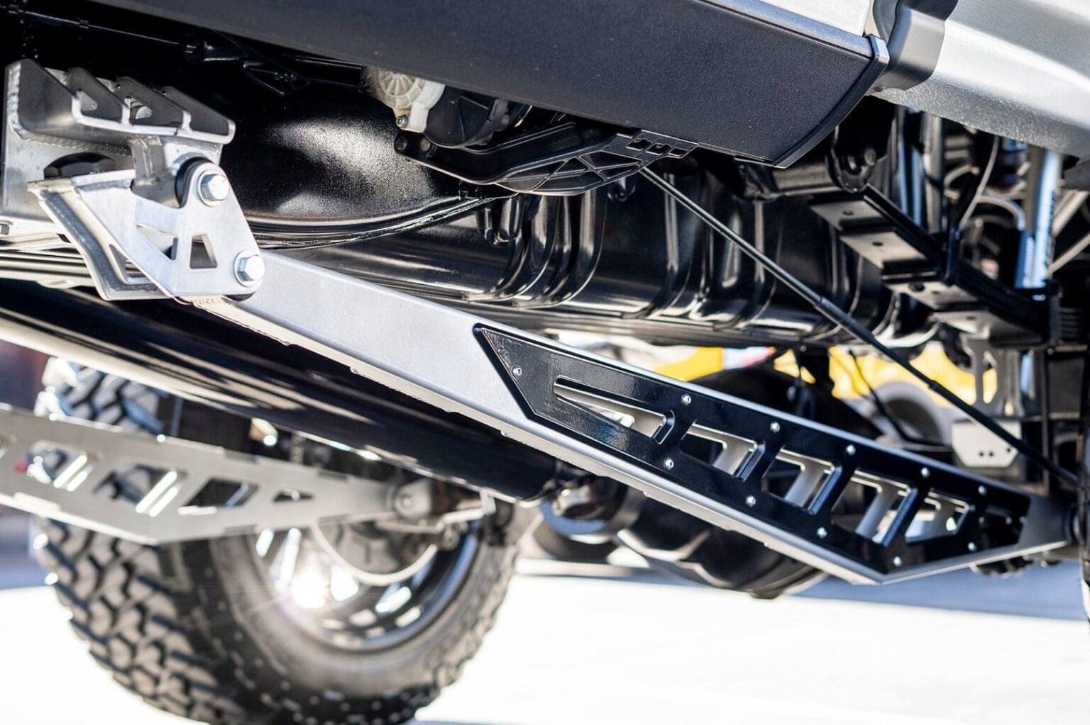 2011-19 GM 3500 Truck Lift Kits - McGaughys