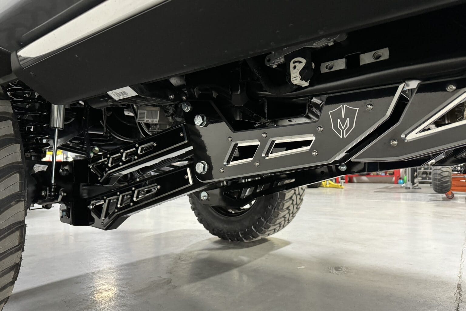 *8" S/S Lift Kit, 2023-2025 Ford F250, 4wd (#57408) - McGaughys